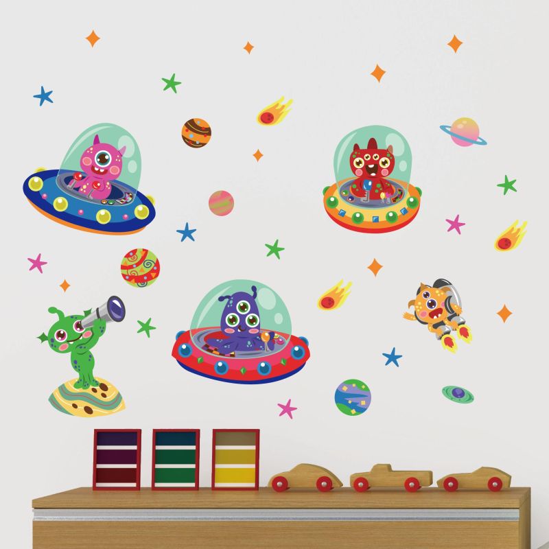 Aliens & UFO Wall Stickers / Wall Decor - Oz Labels